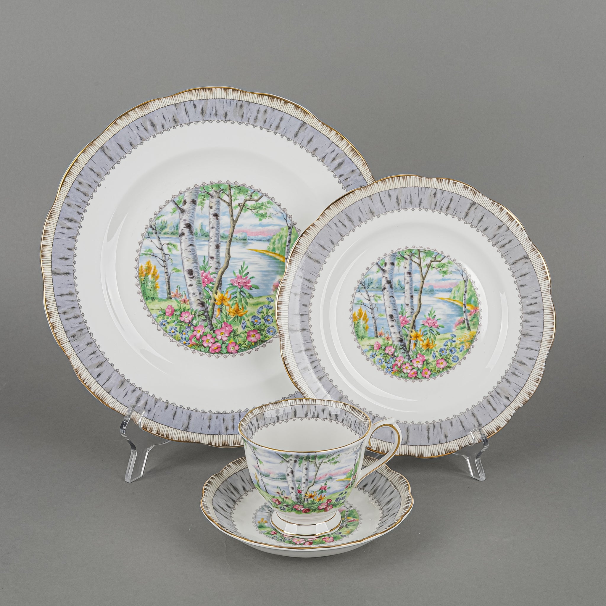 ROYAL ALBERT Silver Birch 24 Pieces - Around The Block