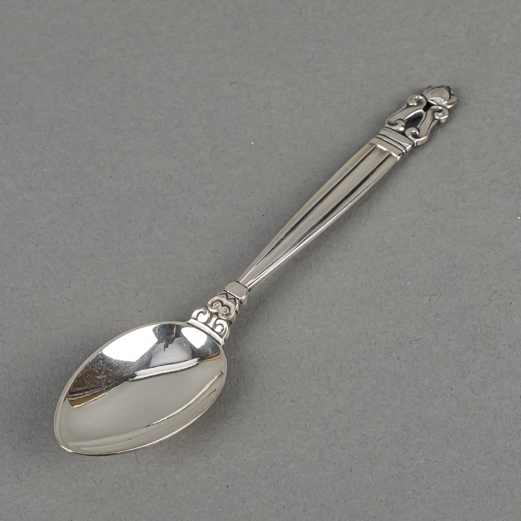GEORG JENSEN Acorn Sterling Five O'clock Spoons Set Of 3 - Around The Block