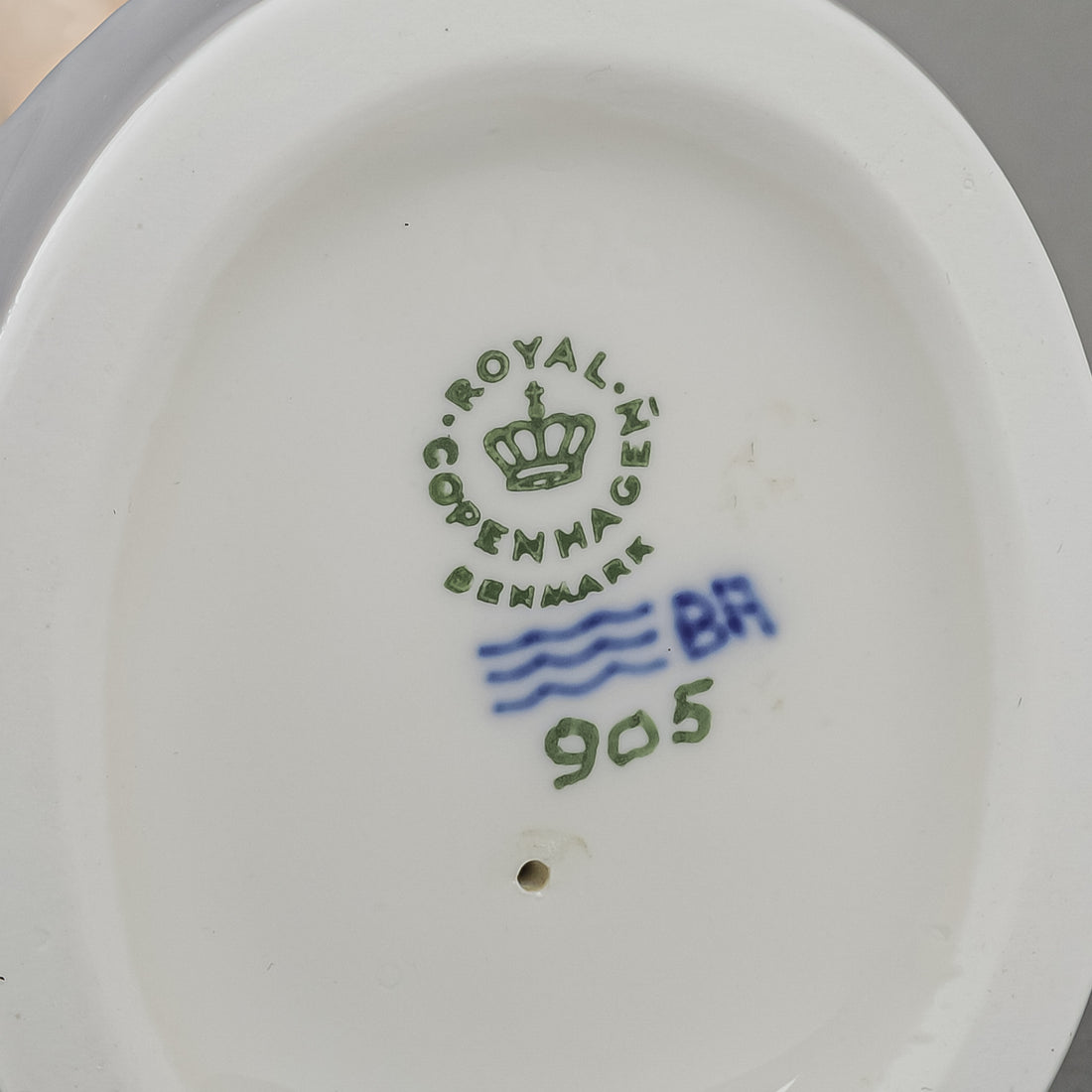 ROYAL COPENHAGEN Figurine Shepherd Boy Cutting A Stick 905 - Around The ...