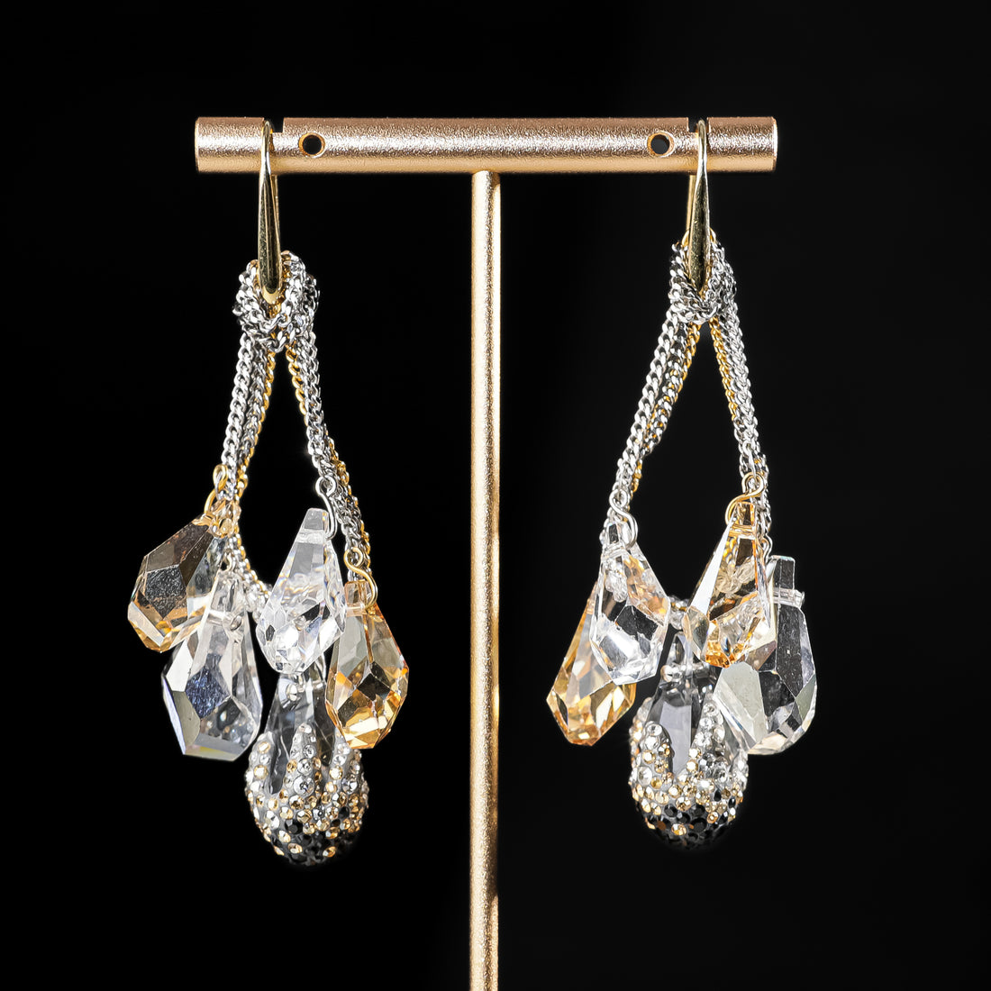 SWAROVSKI Sketch Necklace & Drops Set - Around The Block