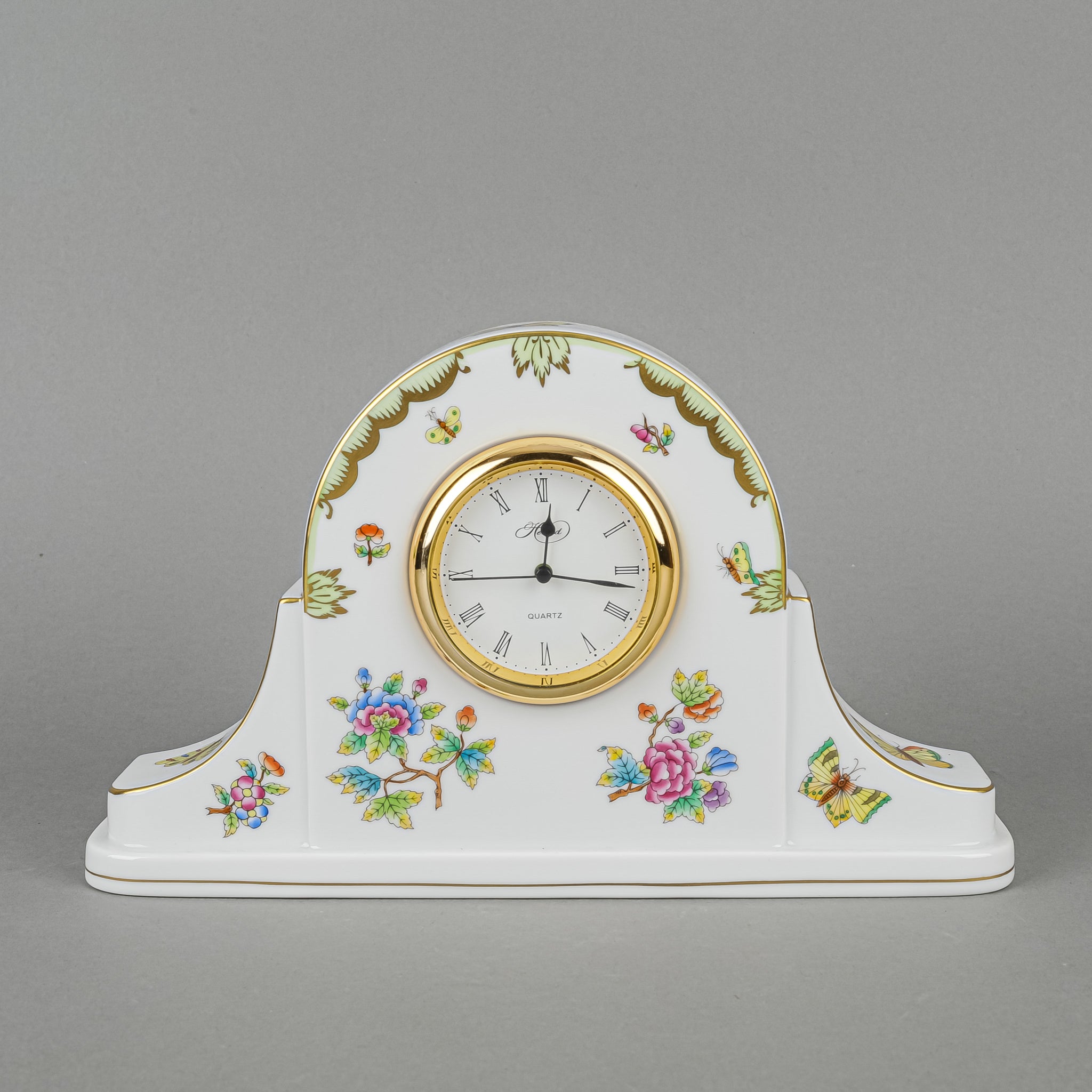 HEREND Queen Victoria Mantle Clock 8081 - Around The Block