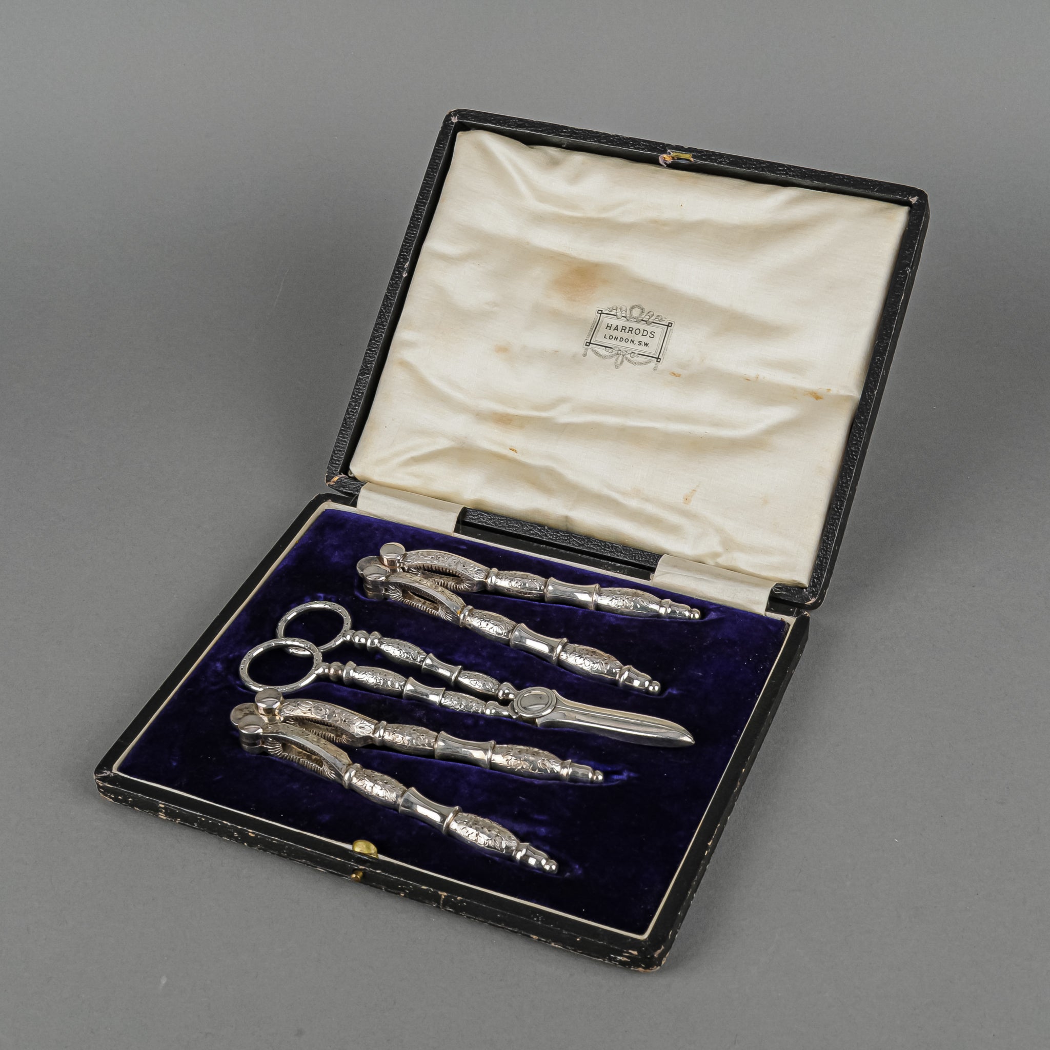 HARRODS Silver Plate Nutcracker & Grape Sheer Set 3pcs - Around The Block